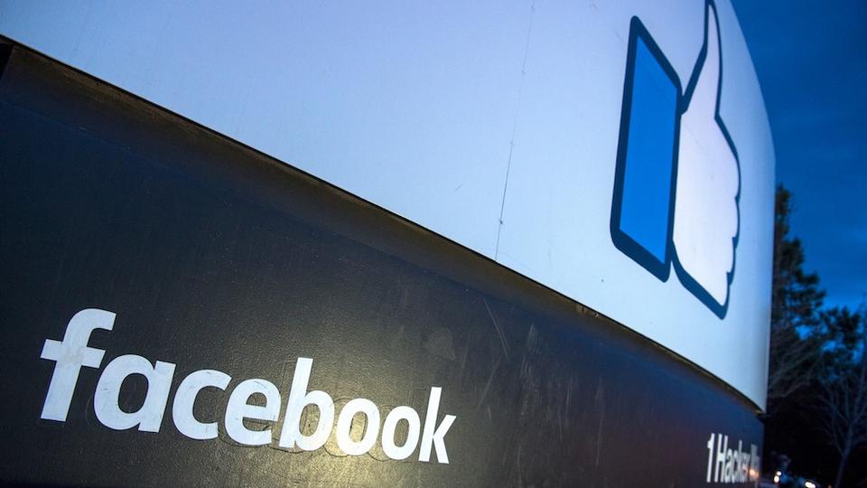 Facebook announces new privacy settings amid data scandal - Orbi News